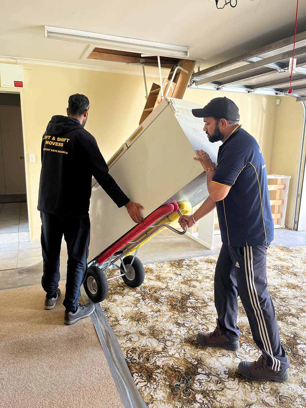 Moving Company in Tauranga, NZ | Furniture Movers in Tauranga | Lift & Shift Movers